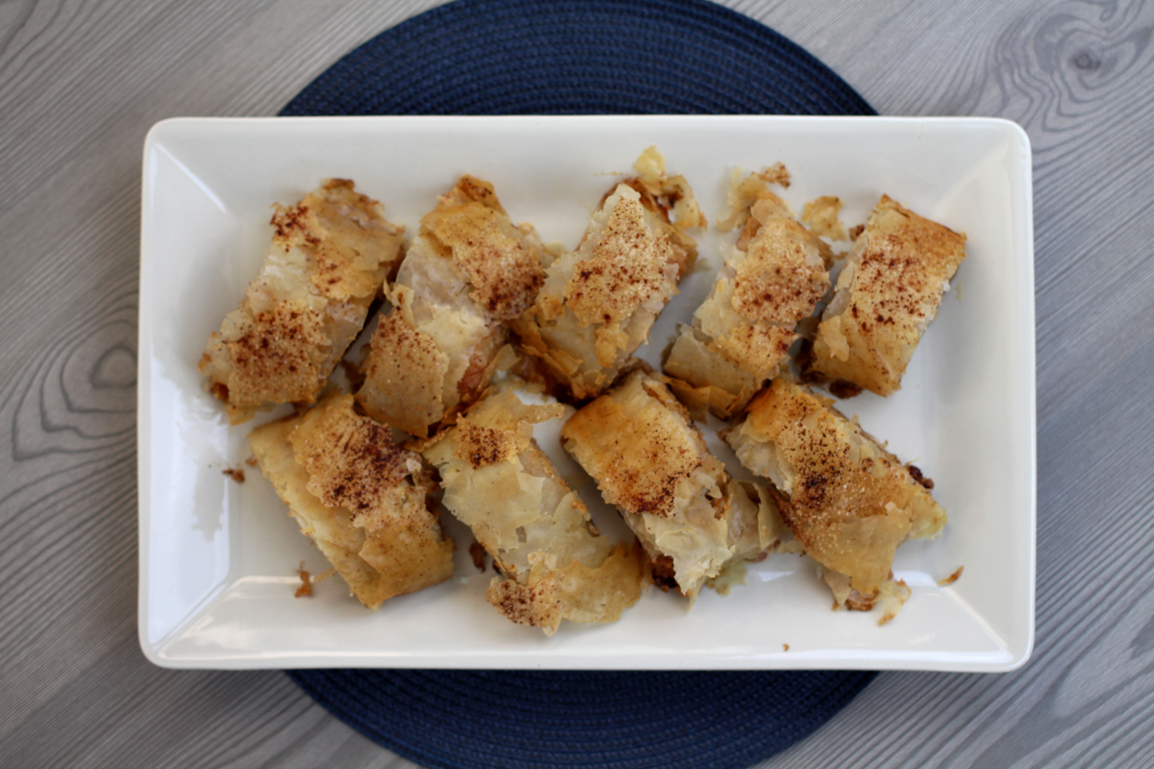 Apfelstrudel med filodeg på två sätt | godatankar.com